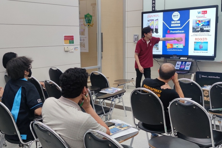 Hollywood International Ltd. › Demonstrate the use of Promethean ...